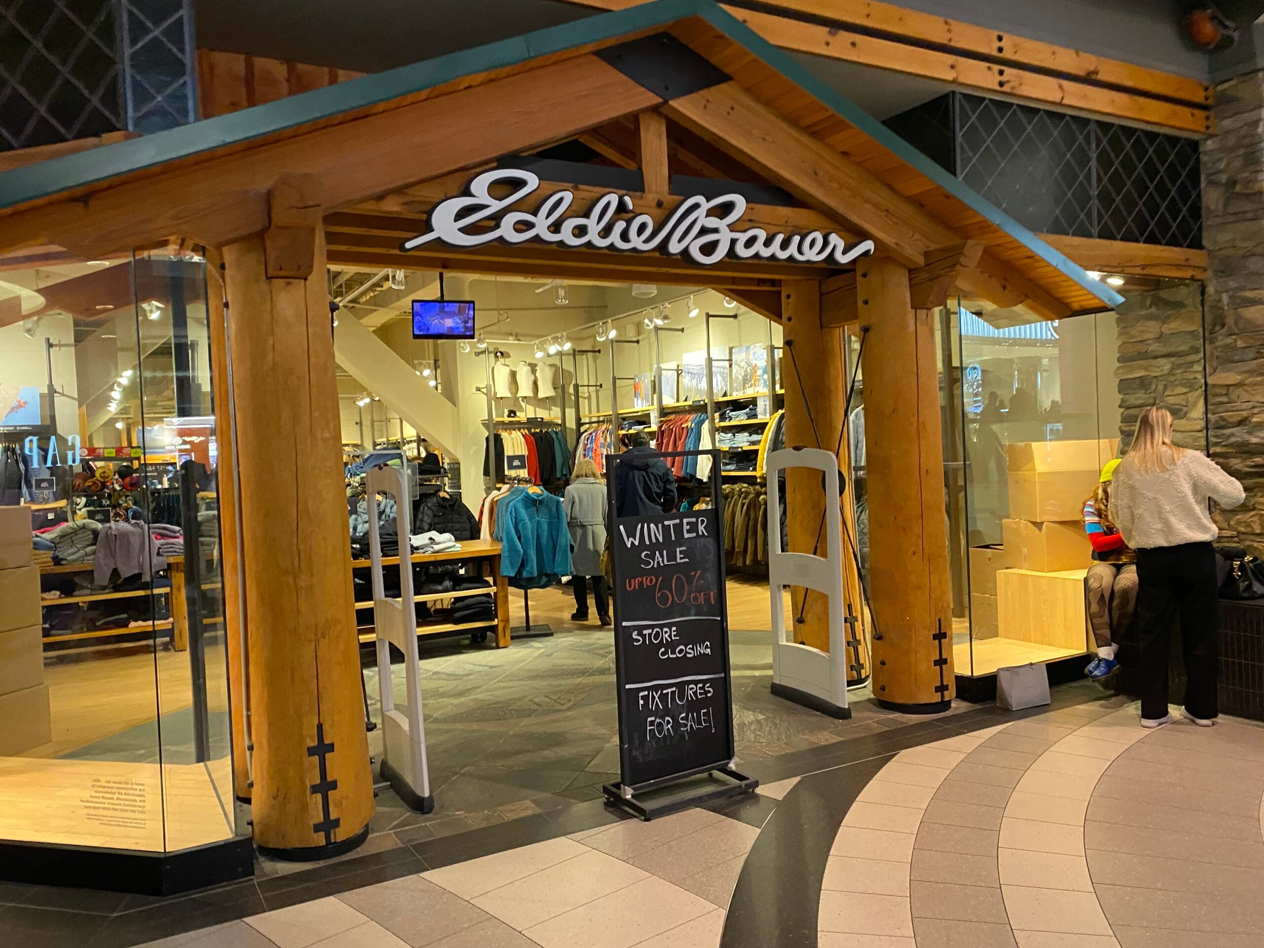 Eddie Bauer Poised to Exit Canada as Store Shutdown Looms