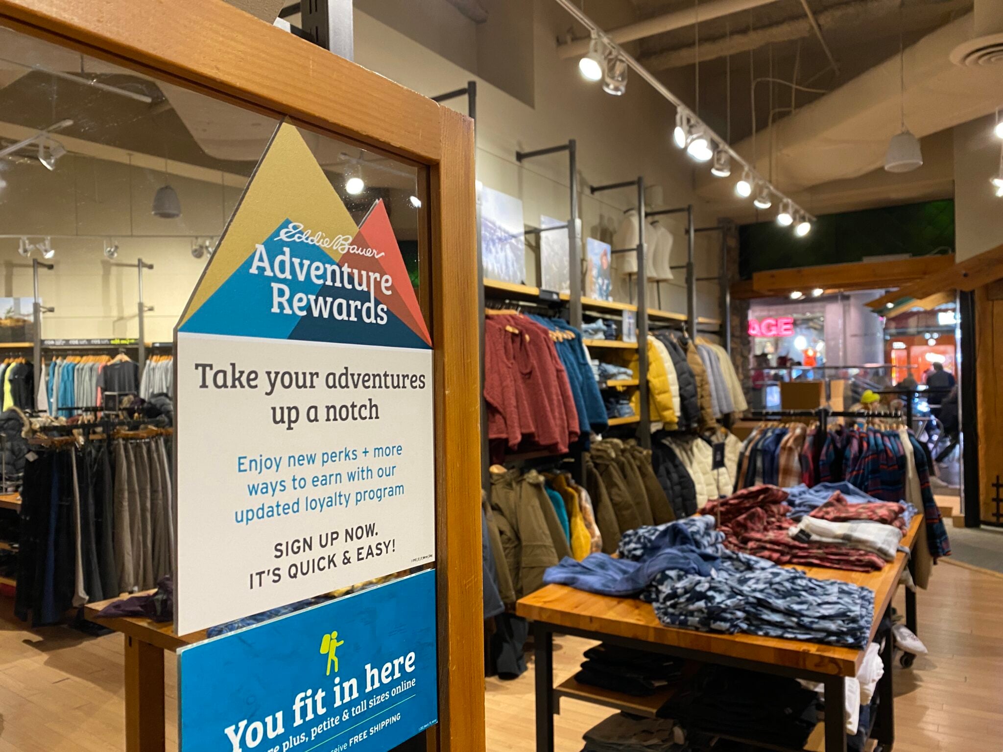 Eddie Bauer Poised to Exit Canada as Store Shutdown Looms