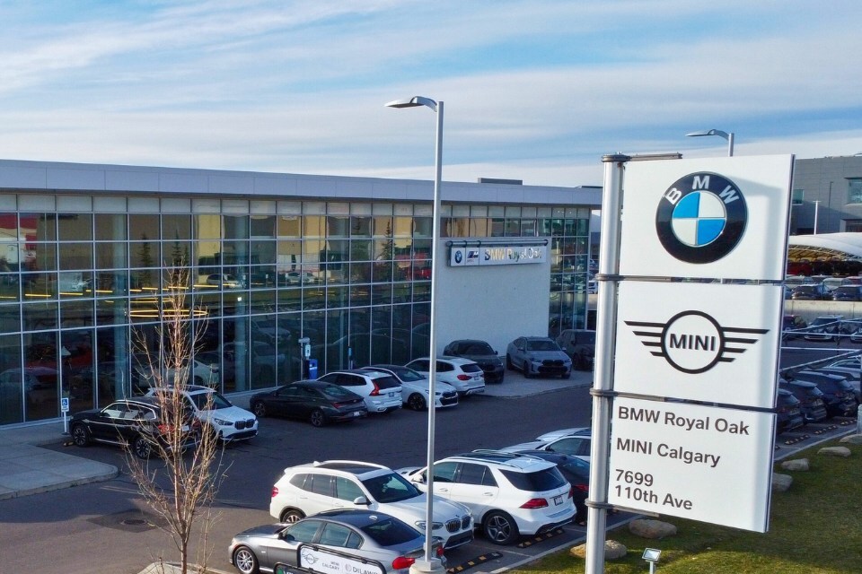 BMW and MINI Open Combined Retail Facility in Calgary by Dilawri