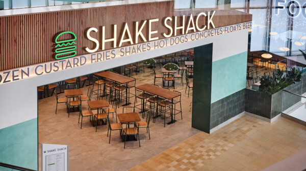 Shake Shack Canada hits the road this summer with their 1st food truck