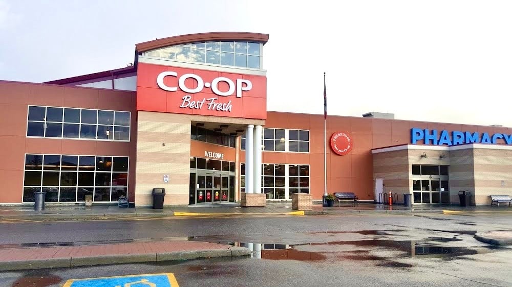 Calgary Co-op closing two of its food stores