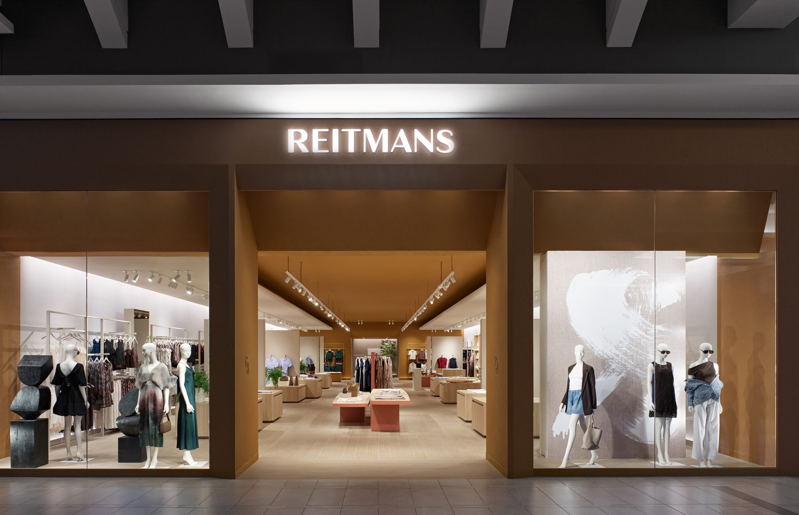 Reitmans sees slight revenue growth in Q1