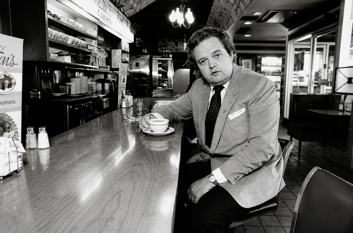 Fran Deck, Steward of Toronto Landmark Fran's Restaurant, Dies at 89