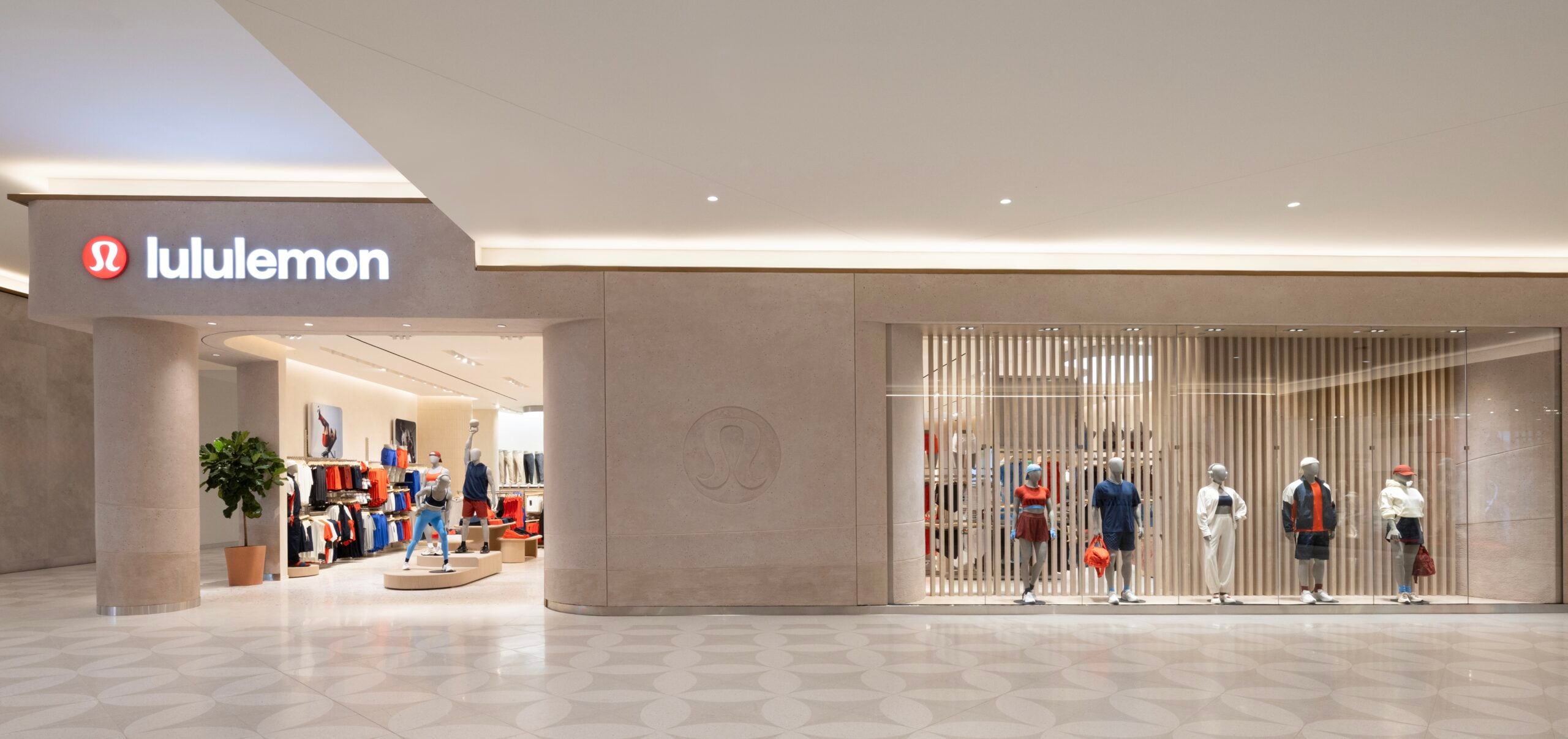 lululemon Returns to Oakridge Park with New Store Concept